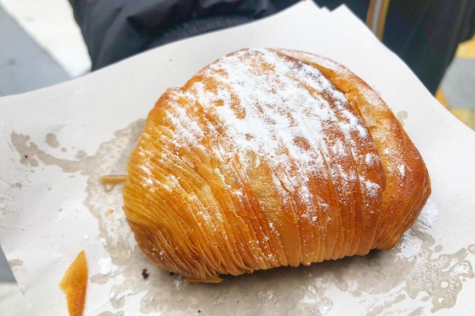 Naples Walking Tour with Pizza and Sfogliatella Tasting - A Closer Look at the Naples Walking Tour