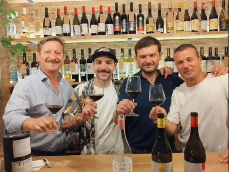 Naples: Wine Tasting Experience with Local Food Pairings - Authenticity and Atmosphere