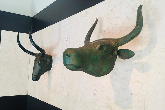 National Archaeological Museum: Skip the Line Tickets and Private Guided Tour - The Experience: What to Expect at Each Stop