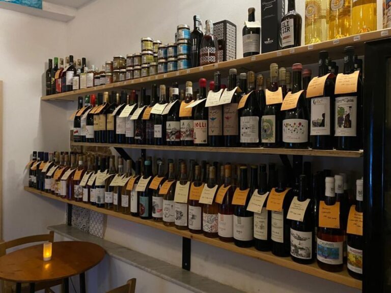 Natural Wine Tasting with snacks at Bottega Monteleone - What You Can Expect