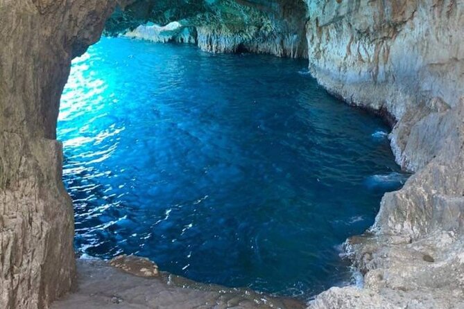 Navagio Bay White Beach West Coast Porto Vromi Anafonitria - Key Points