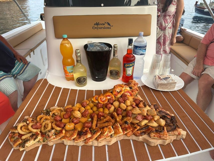Naxos: Cruise on Isola Bella with swimming, fruit & prosecco - Why this tour works beautifully