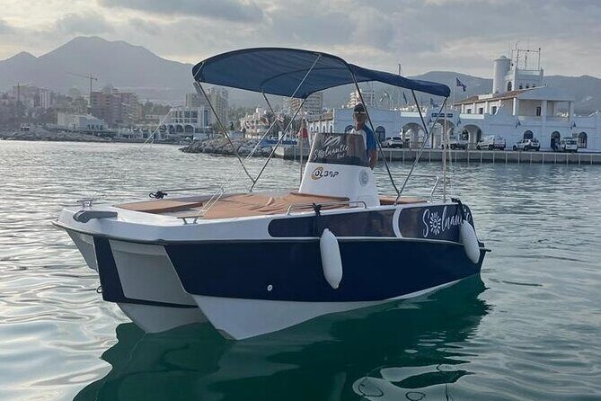 New 2025!! Unlicensed boat for dolphin watching - The Boat: A Stable, Modern Vessel Designed for Adventure