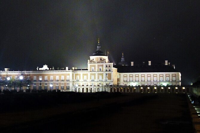 Night Tour of Aranjuez Mysteries and Legends - Authenticity and Balance in the Stories