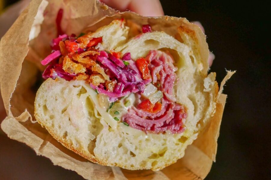 No Diet Club : Bordeaux Food Tour in Les Chartrons ! - Why this tour stands out