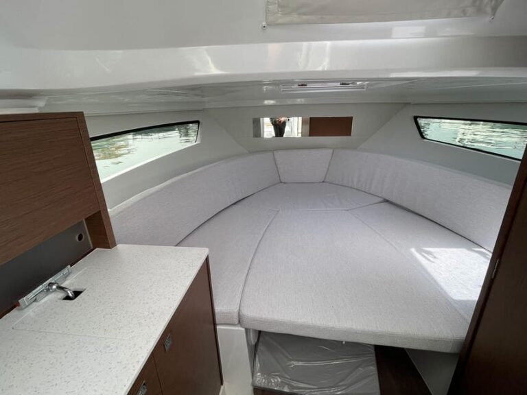 No More Sea Sick: Comfortably Stable Boat Tour from Sorrento - Key Points