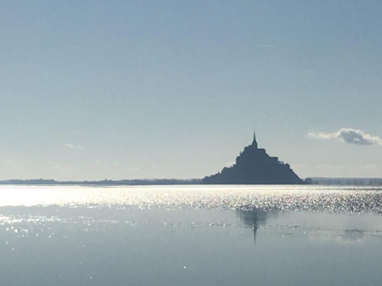 Normandy: Private Guided Tour with a Local Expert - Deep Dive into the Itinerary