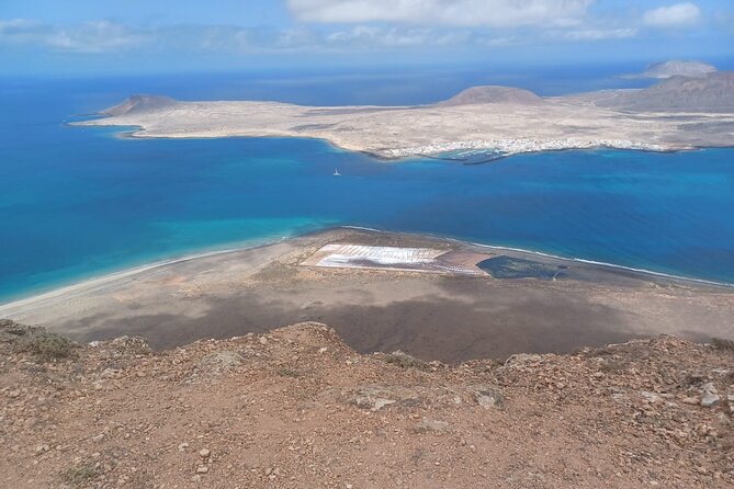 North Tour, Viewpoint, Brunch, White beach & lava pools - Introduction