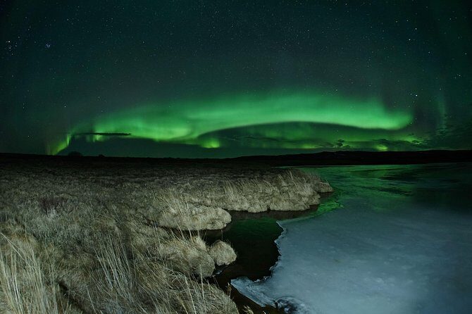 Northern lights hunting with plan G - Authenticity and Authentic Experiences