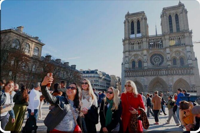 Notre Dame Area Guided Tour with Experienced Guide - Who Should Book This Tour?