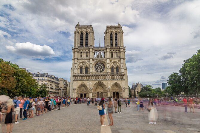 Notre Dame Cathedral Exterior Guided Walking Tour - Overview of the Experience