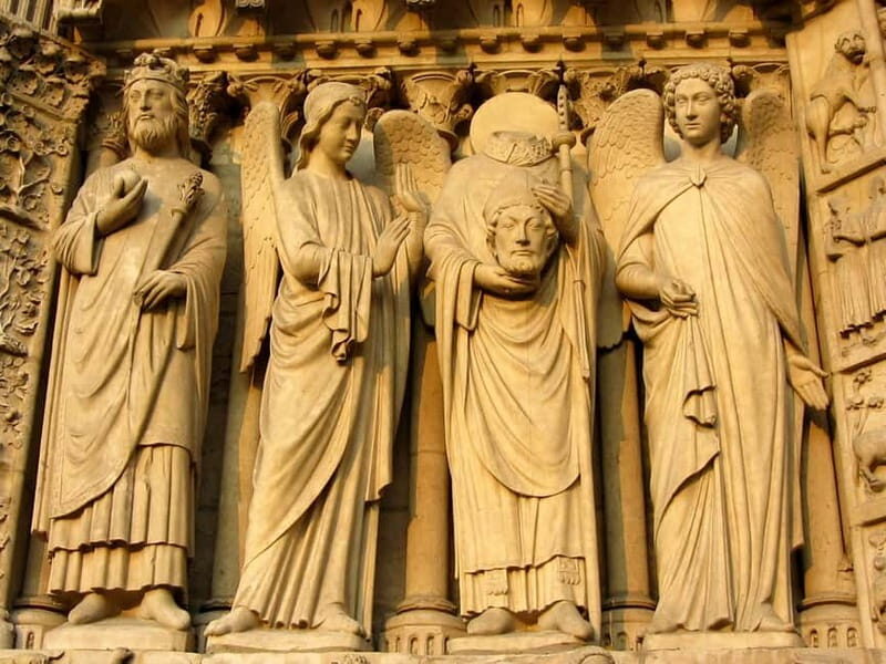 Notre-Dame Cathedral with reserved access and exterior Tour - Key Points