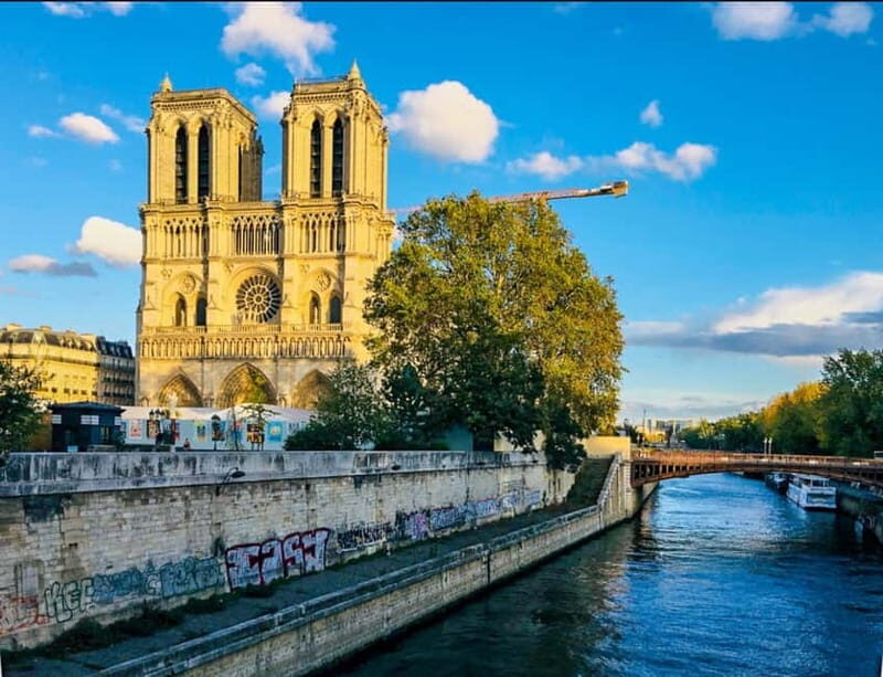Notre-Dame: Tour with Guide and Optional Seine River Cruise - Exploring Notre-Dame: A Closer Look