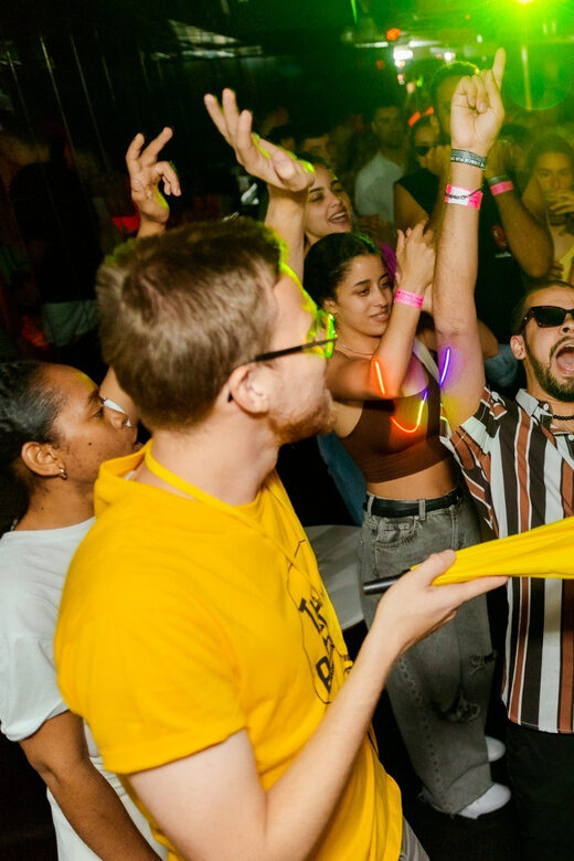 NYE Lisbon: New Year's Eve Pub Crawl - Value and Practical Considerations