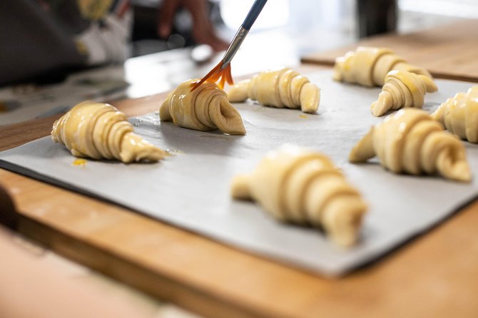 Ohlala Croissants in Paris! - An Engaging Look at the Croissant Class Experience