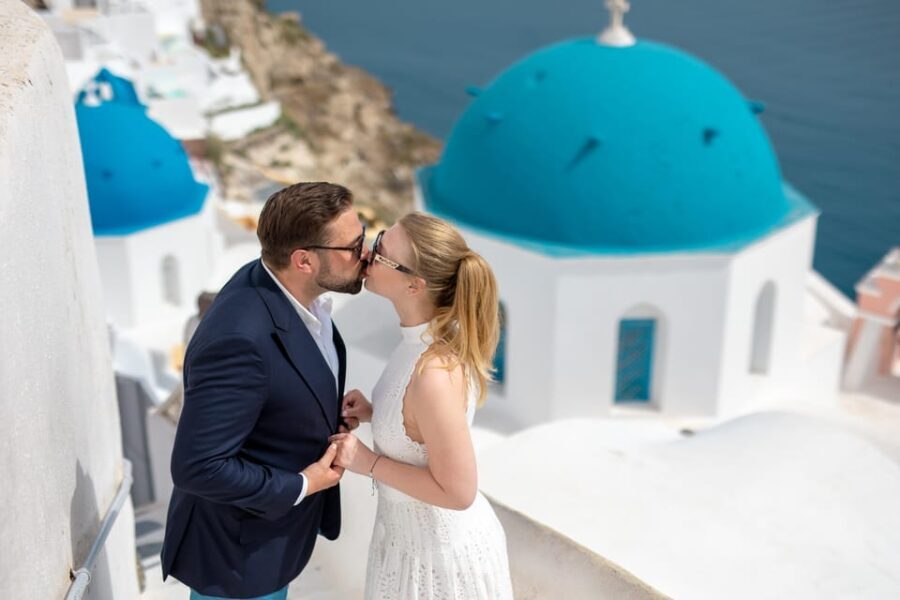 Oia: Couple photoshoot with 30 edited Photos - The Itinerary: What to Expect