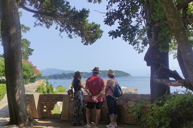 Old Fortress and Corfu Old Town: History and culture - The Old Fortress of Corfu: A Glimpse into Venetian Defense Mastery