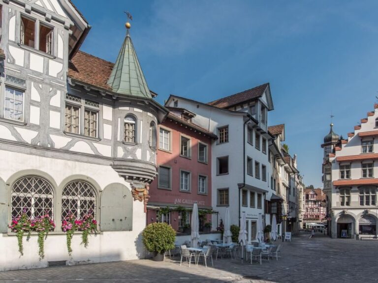 Old town walking tour in St.Gallen with textile museum - What to Expect: The Experience and Atmosphere