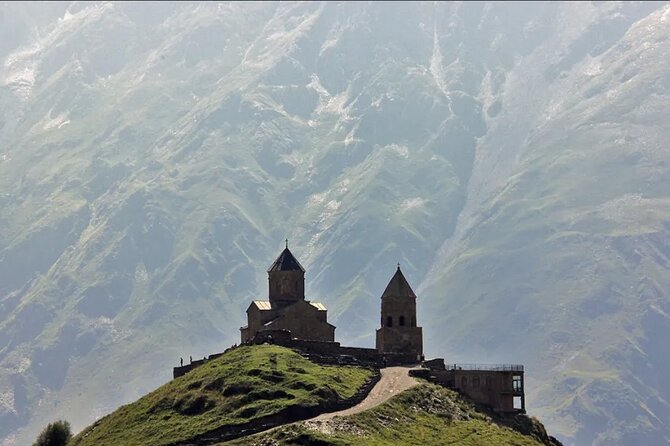 One-day tour to the Magnificent Kazbegi - Introduction