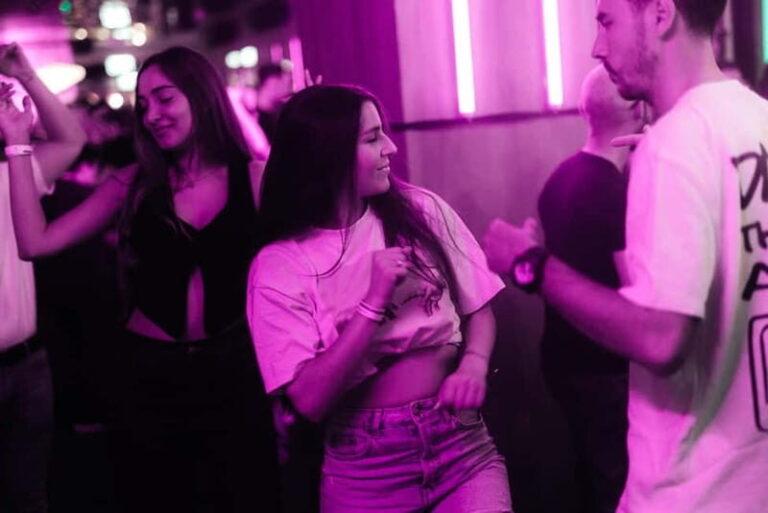 Original Hamburg Pub Crawl Sex & Crime St. Pauli Tour - The Itinerary: What Stops Will You Visit?