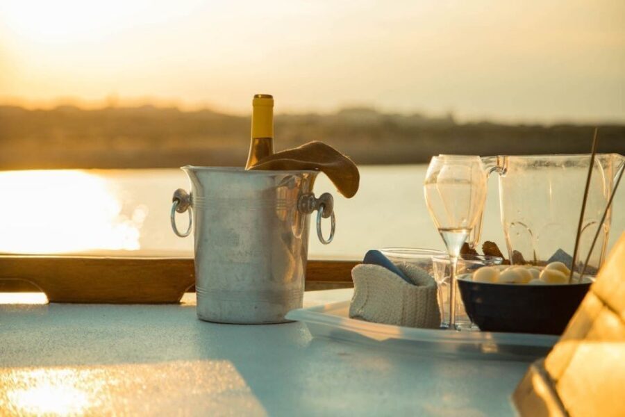 Ortygia: Sailing Tour to Plemmirio with Aperitif - The Balance of Cost and Experience