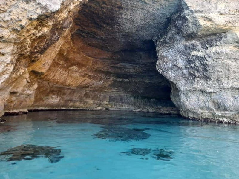 Otranto: Albatros Boat Private Tour with Aperitif and Snacks - What Makes This Tour Stand Out?