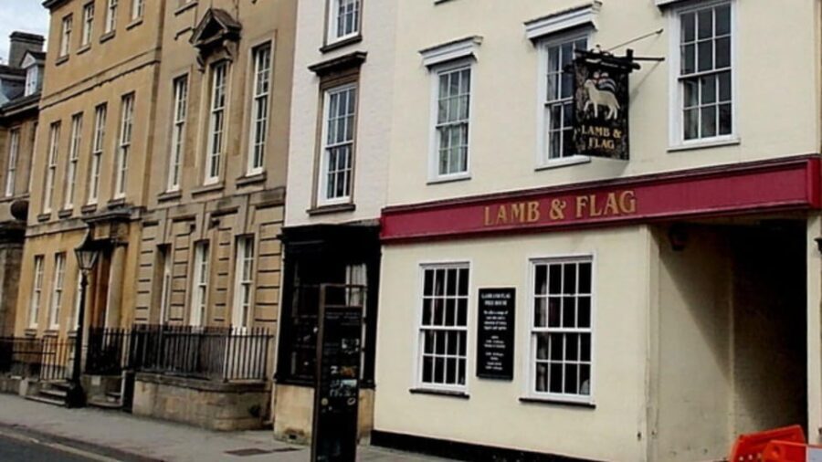 Oxford: Historic Pubs & Taverns Guided Walking Tour - Why This Tour Matters for Travelers