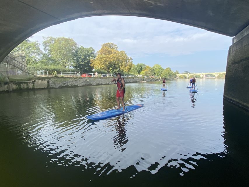 Paddleboard Experience on the beautiful Thames at Richmond - A Detailed Look at the Thames Paddleboarding Experience