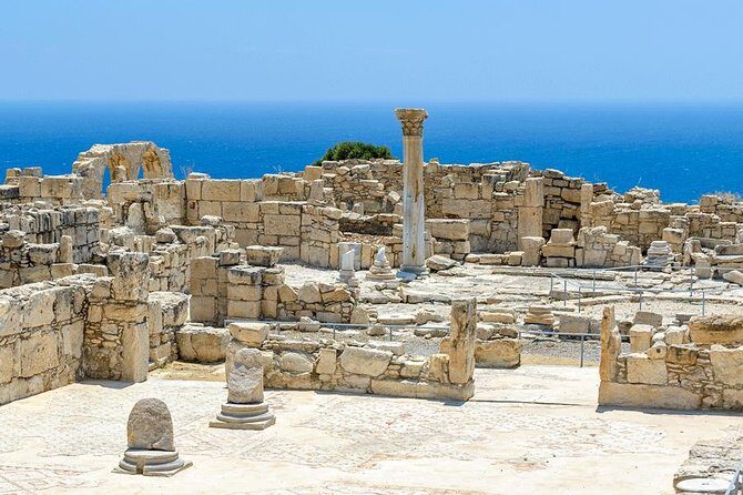 Pafos and Kourion Coach Excursion in Italian - The Value of This Tour