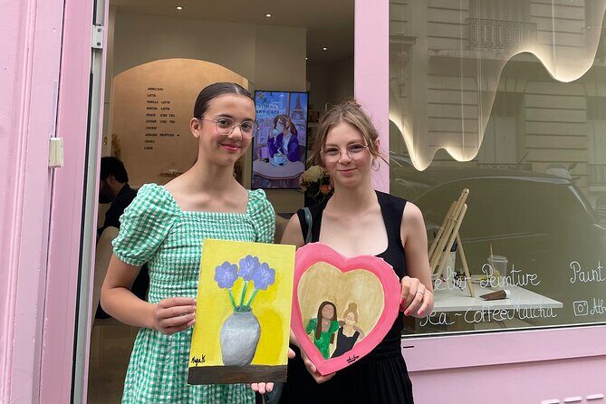Painting Experience in an Art Café in Paris - The Practicalities