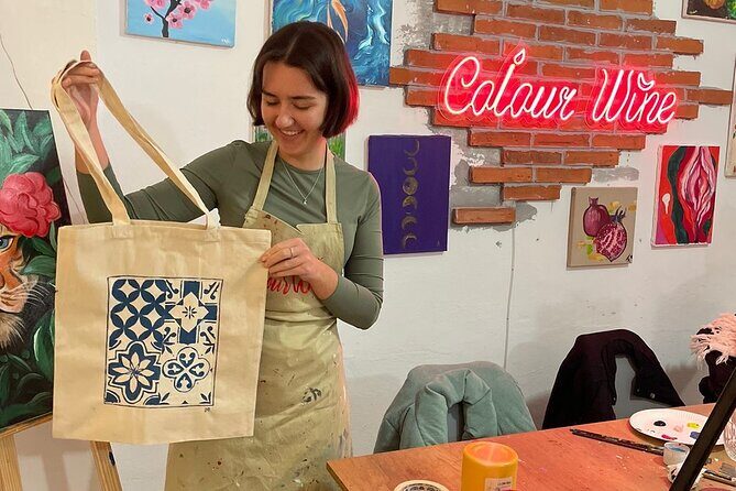 Painting on Tote Bags Workshop with Welcome Drink - An In-Depth Look at the Tote Bag Painting Workshop