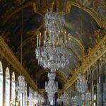Palace of Versailles & Giverny Audio Guide Tour with Pickup and Drop Off - How the Tour Works: Logistics and Comfort