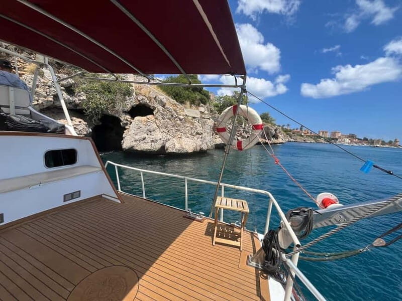 Palermo: Boat Tour With Aperitif Snorkeling And Cave Tour - The Palermo Coastal Boat Tour: What You Can Expect