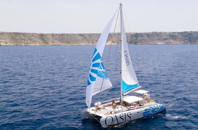 Palma de Mallorca: Deluxe Catamaran Sailing Tour with Meal - Analyzing the Value
