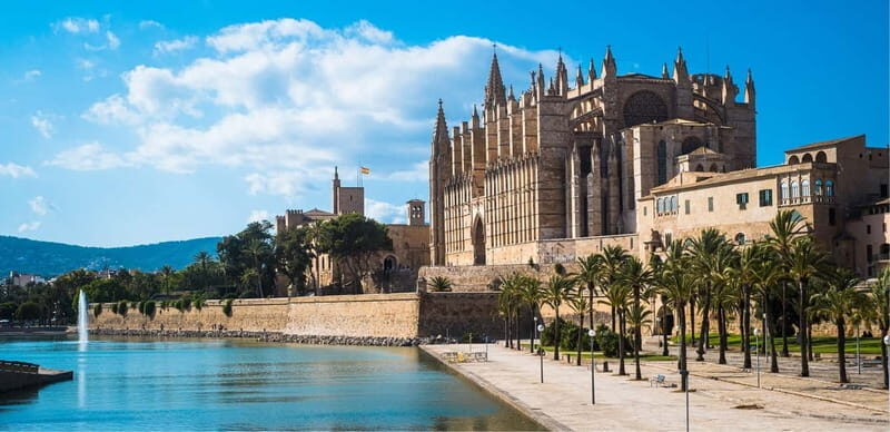 Palma de Mallorca: Small-Group Tour & Fast-Track Cathedral - Practical Details and What Travelers Can Expect