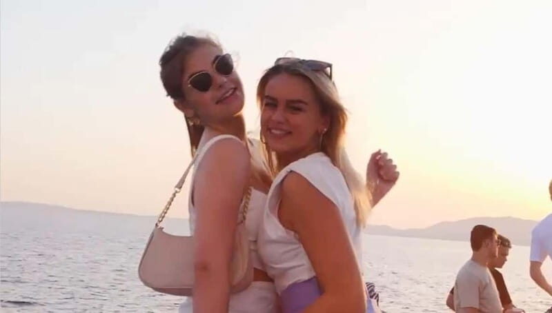 Palma de Mallorca: Sunset Boat Party with DJ and Animation - Stunning Sunsets and City Lights
