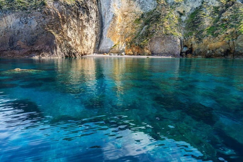 Palmarola: Linea isola di Palmarola - Itinerary Breakdown and Highlights