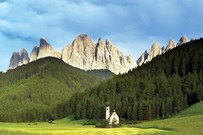 Panoramic transfer Bolzano Cortina d'Ampezzo - A Deep Dive into the Itinerary
