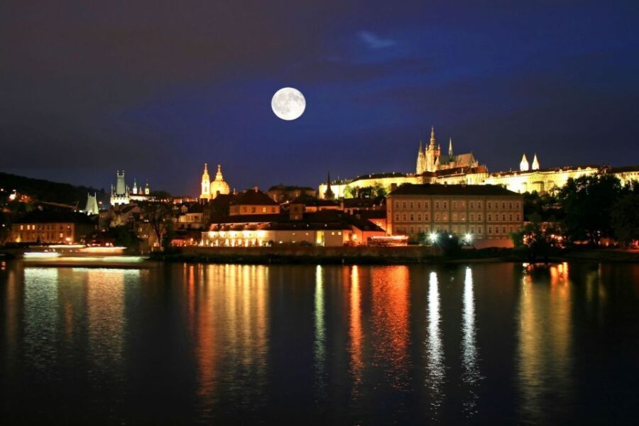 Panoramic Views of Prague Evening Walking Tour - The Magic of Prague at Night