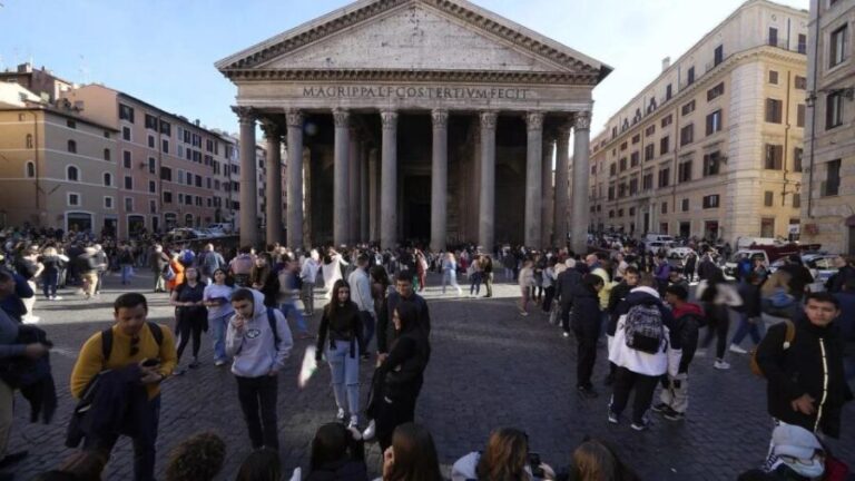 Pantheon Tour: Dome, Ancient Art and Raphael's Resting Place - The Value of This Tour