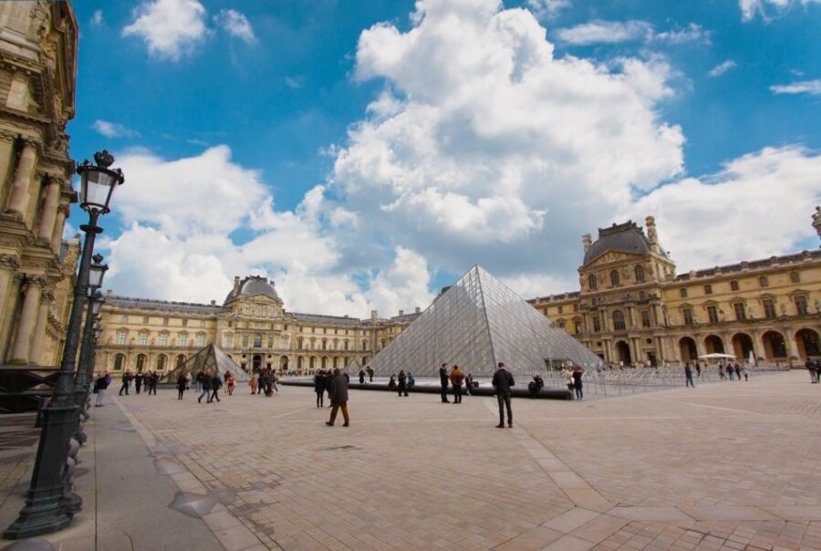 Paris: 2-Hour Guided Tour Through the Louvre - Deep Dive into the Louvre’s Highlights