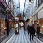 Paris: 2-Hour Passages Private City Tour in German - The Itinerary Breakdown