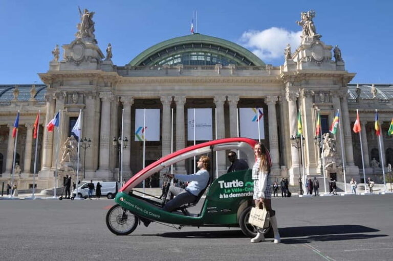 Paris: 2 hours Emily Tour in a Private Rickshaw bike - Who Will Love This Tour?