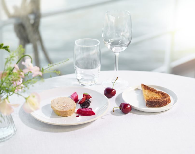 Paris: 3-Course-Dinner Cruise with Wine on the Seine River - The Detailed Itinerary and Landmarks