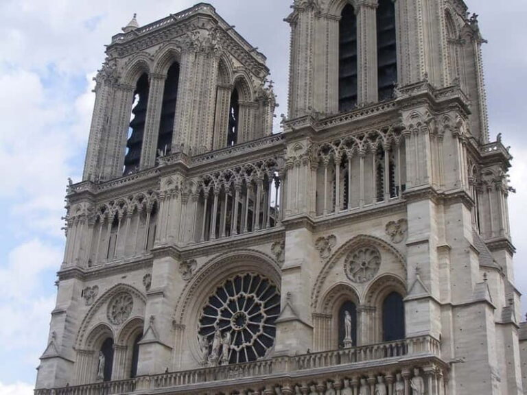 Paris - 6-Hour Private Guided Walking Tour of the City - What Travelers Are Saying