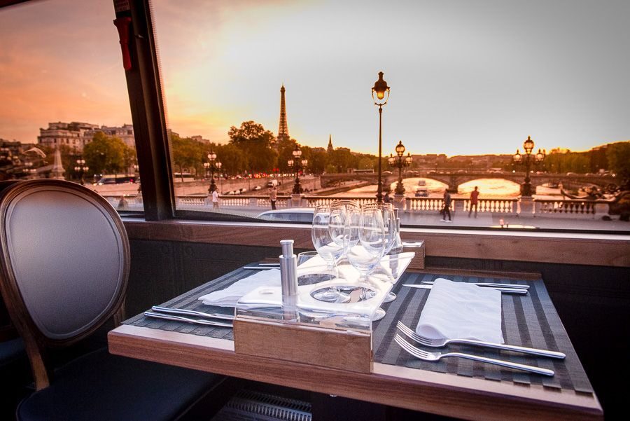 Paris: Bustronome Gourmet Lunch Tour on a Glass-Roof Bus - Detailed Breakdown of the Itinerary