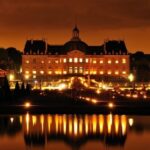 Paris: Candlelit Dinner at Vaux-le-Vicomte by Limousine - Exploring the Château: Interior and Gardens