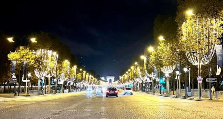 Paris: Christmas Lights Tuk Tuk Tour - Is It Worth the Price?