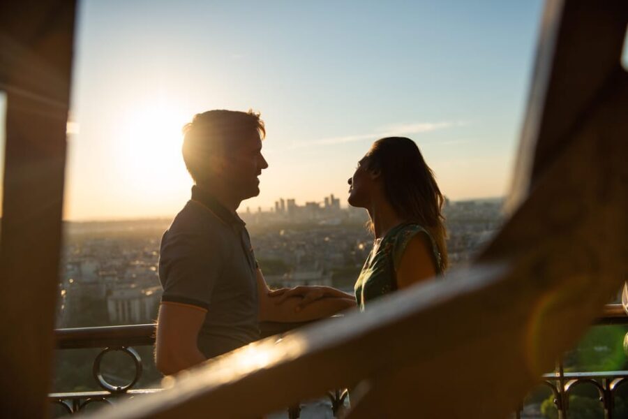 Paris: Eiffel Tower Summit & App to to download and Meal - Detailed Breakdown of the Experience