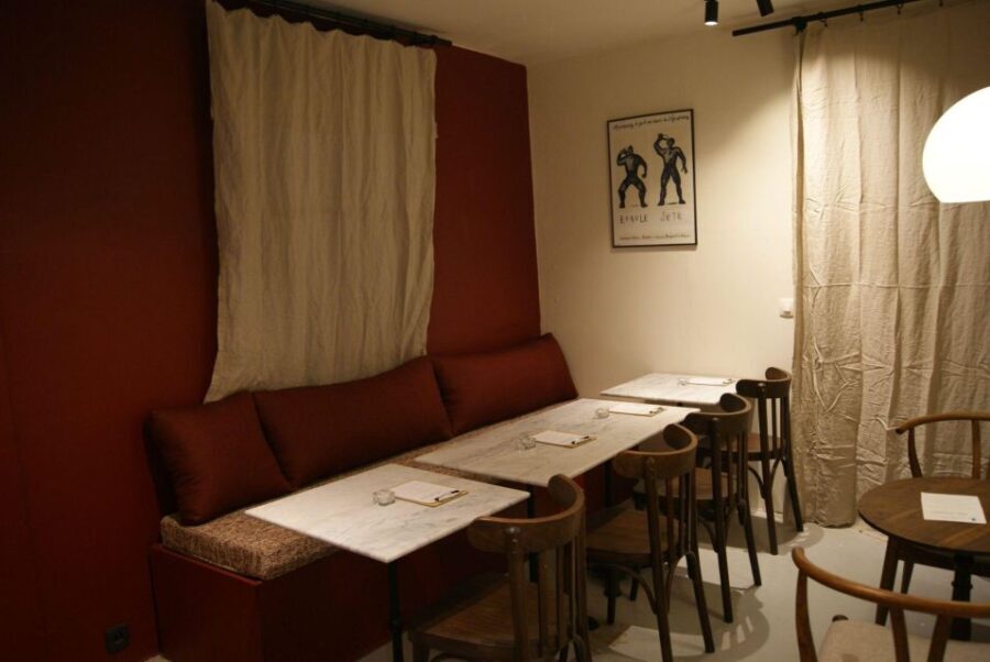 Paris : French wine tasting in Montmartre - What You Can Expect from the Tasting